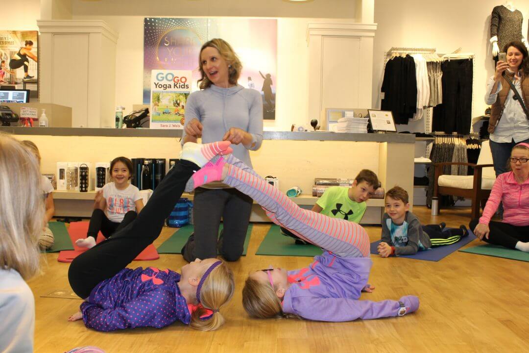 Mini Yoga Brain Breaks for Kids - Go Go Yoga For Kids